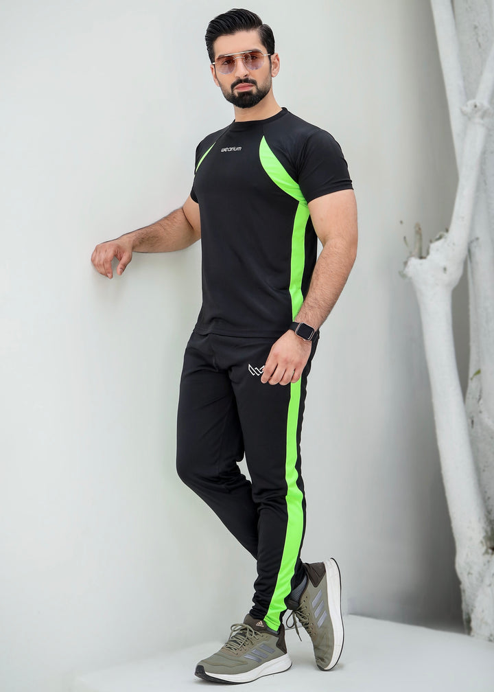 Best Tracksuits for Men in Pakistan - Wearium